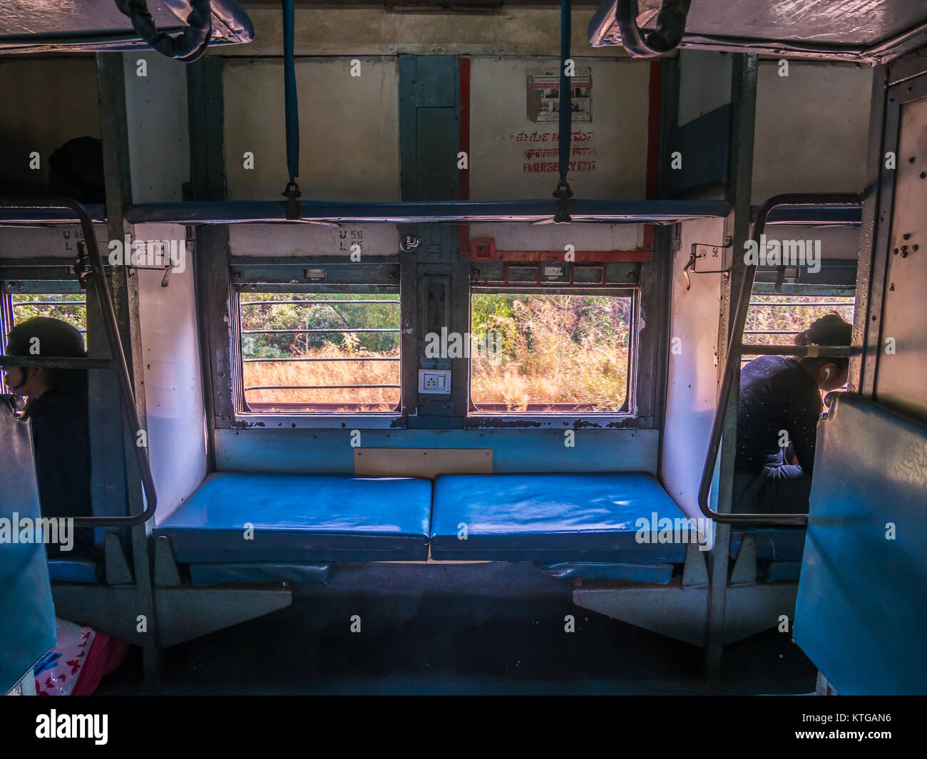 Compartiment de train ancien Banque de photographies et d’images à ...