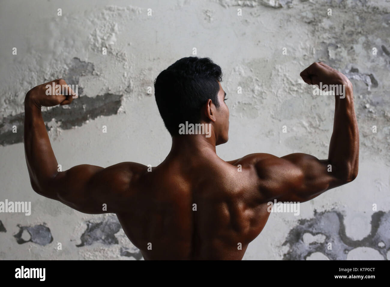 Bodybuilding pose Banque de photographies et d’images à haute ...