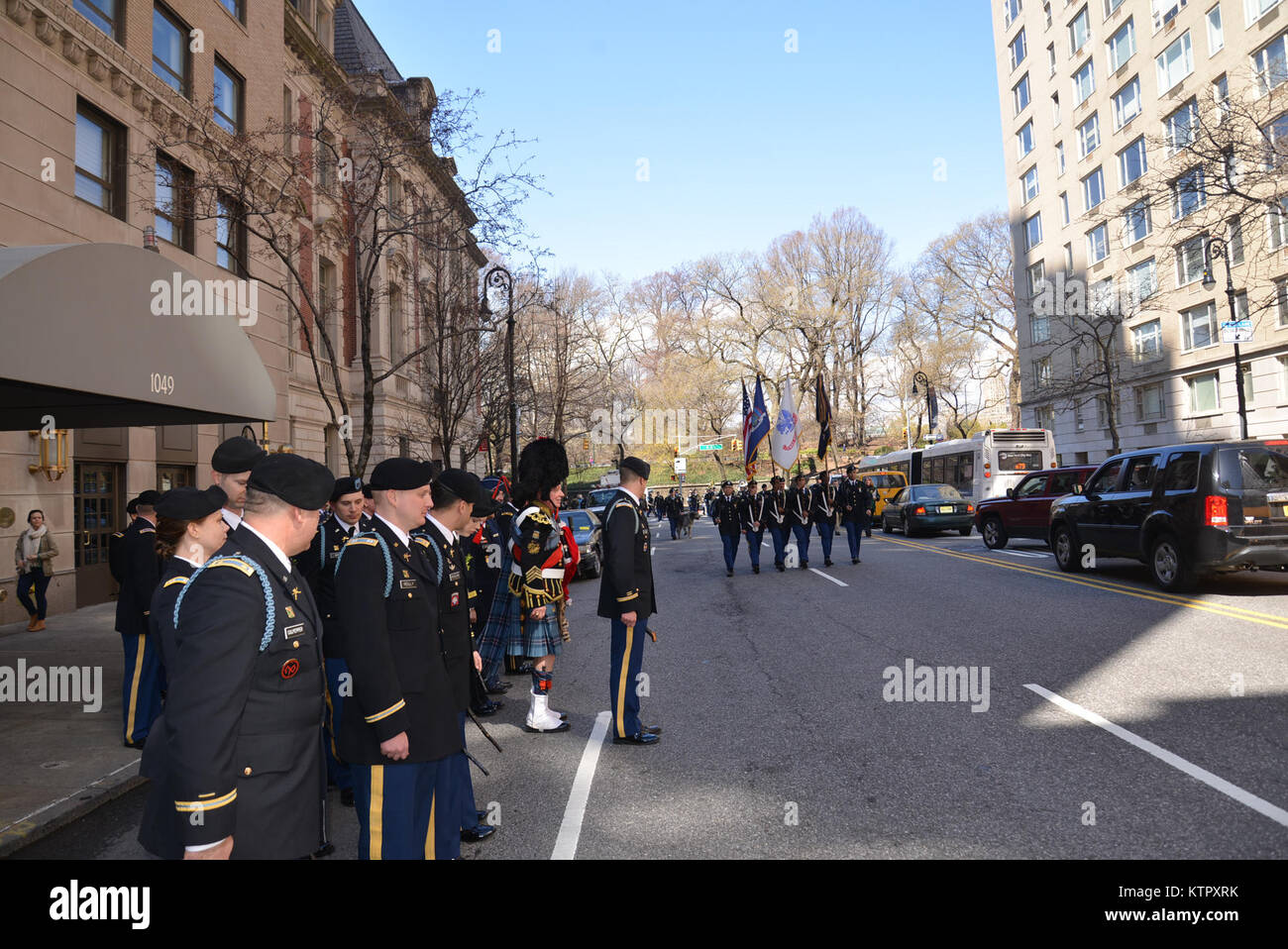 NEW YORK, NY--Pour la 255e fois, les membres de la Garde Nationale de ...