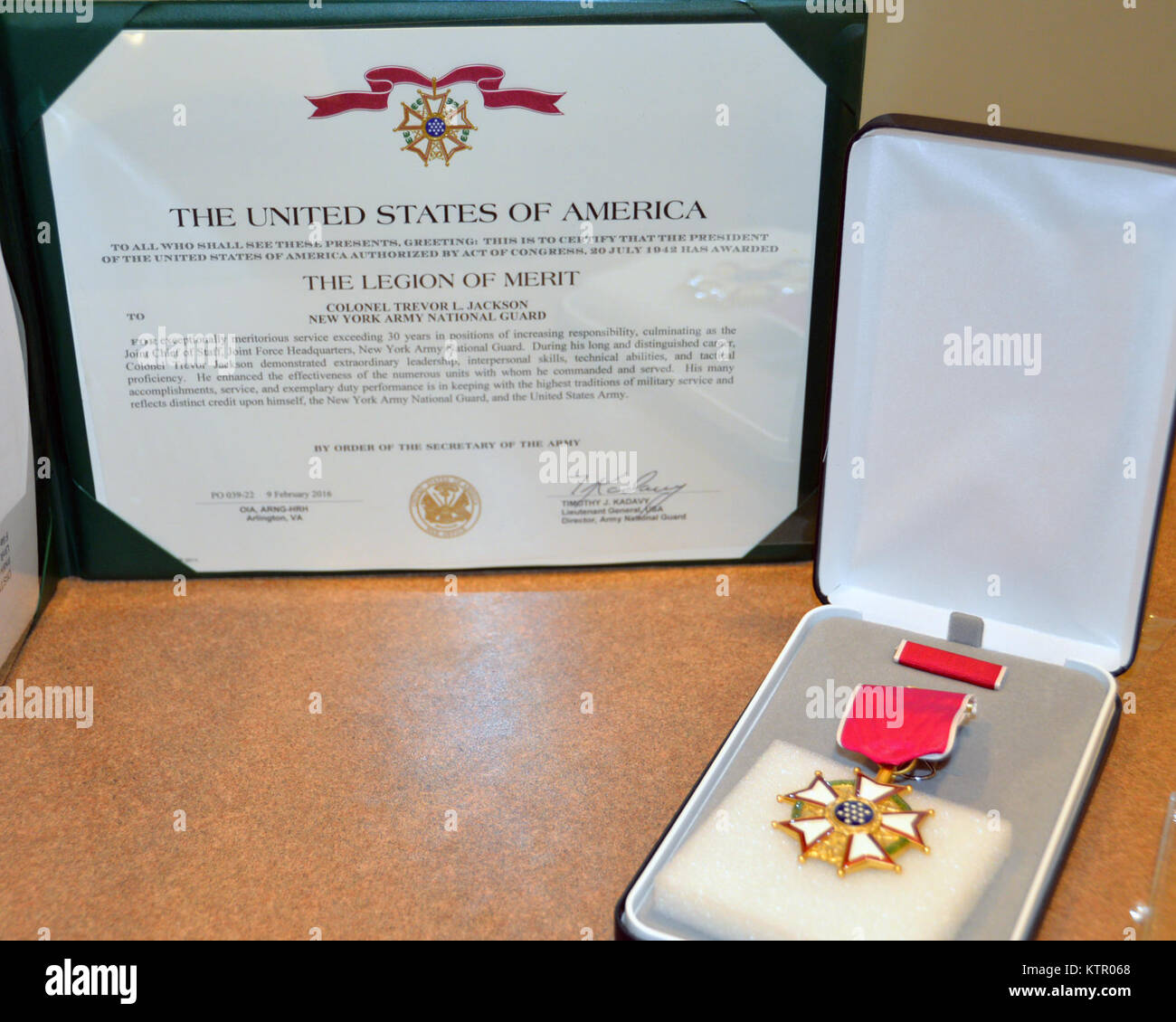 New York National Armée Gard Le Colonel Trevor Jackson prend sa ...