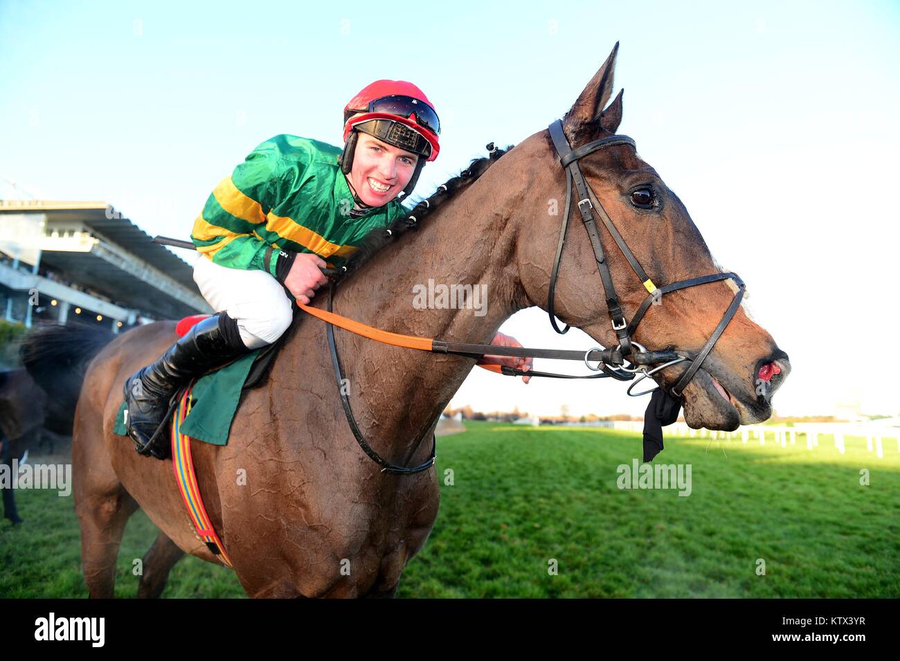 Christian Auclair Donagh célèbre remportant la puissance de Paddy Chase ...