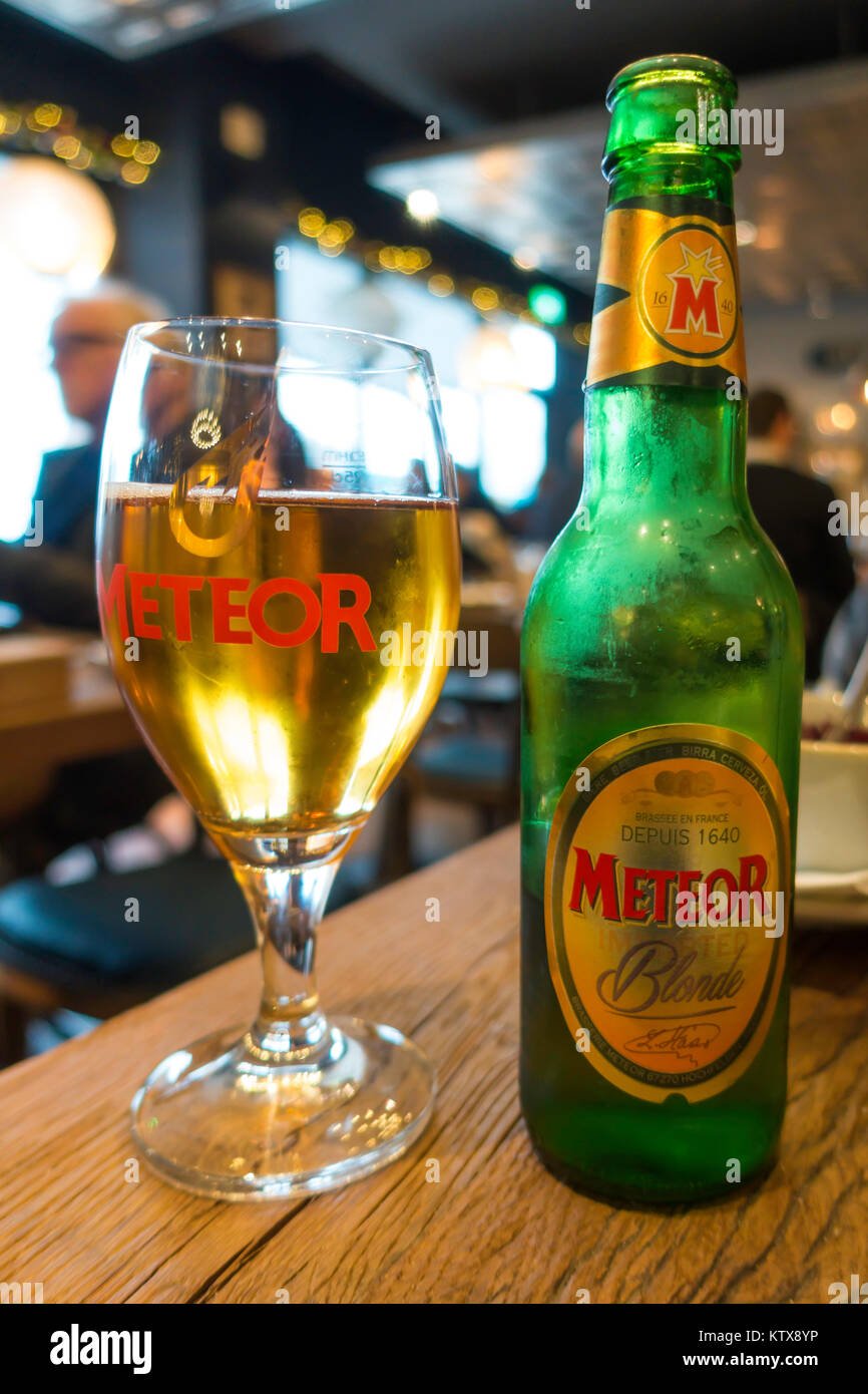 Météore lager Banque de photographies et d’images à haute résolution ...