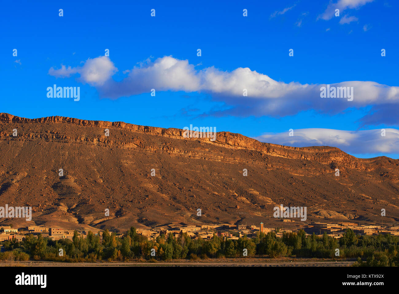 Gorges du Ziz, Vallée de Ziz Ziz, Gorges, région du Tafilalet, au Maroc ...