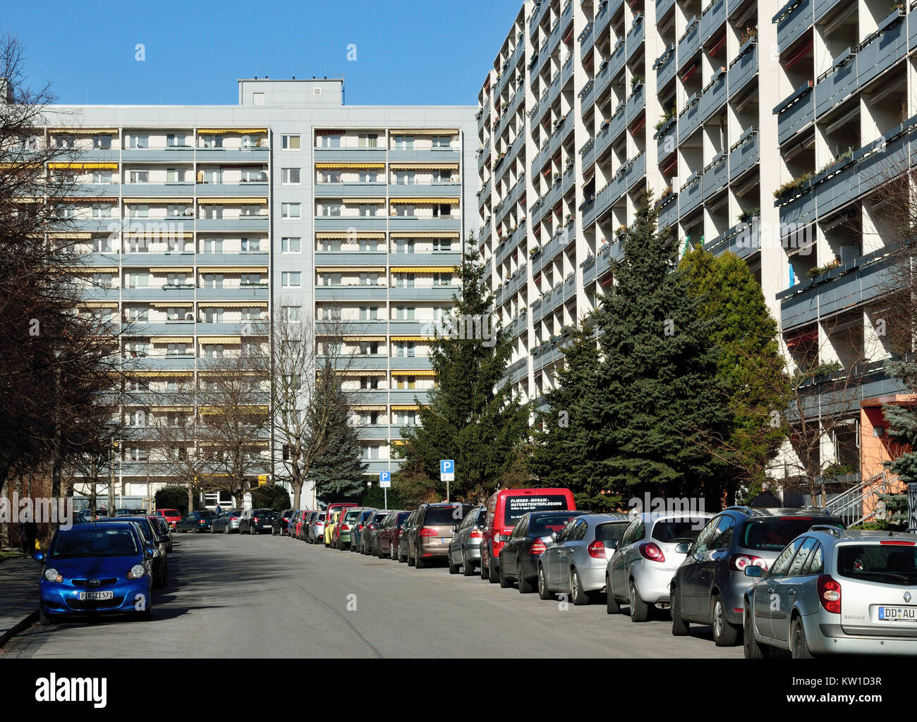 Ddr plattenbau Banque de photographies et d’images à haute résolution ...