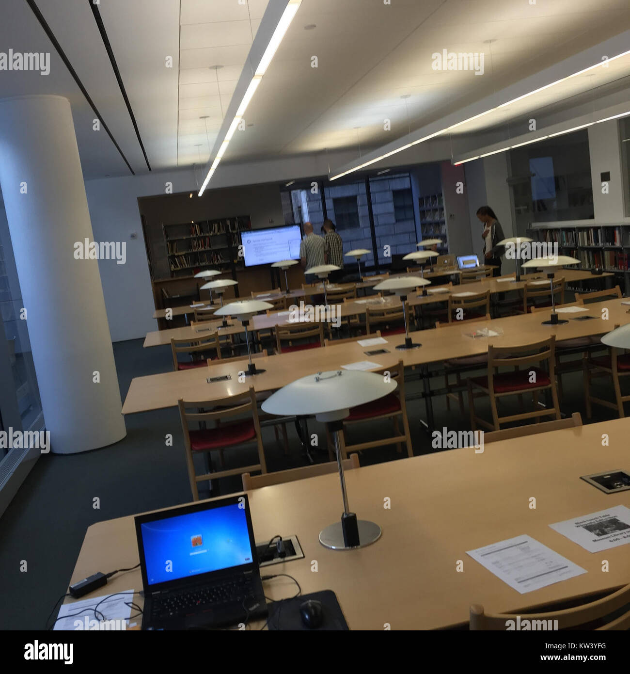 Le Black Lunch table Editathon, qui s’est tenu au MoMA en juillet 2015 ...