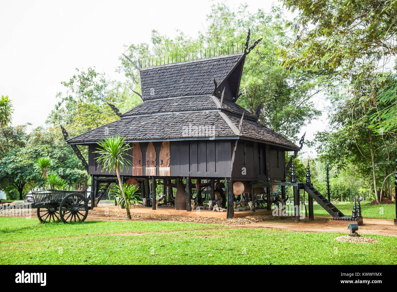 Temple noir Banque de photographies et d’images à haute résolution - Alamy