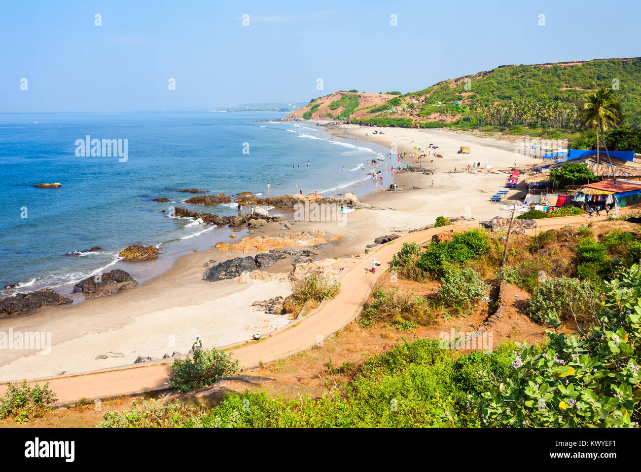 Vagator ou Ozran vue panoramique aérienne dans le nord de Goa, Inde ...
