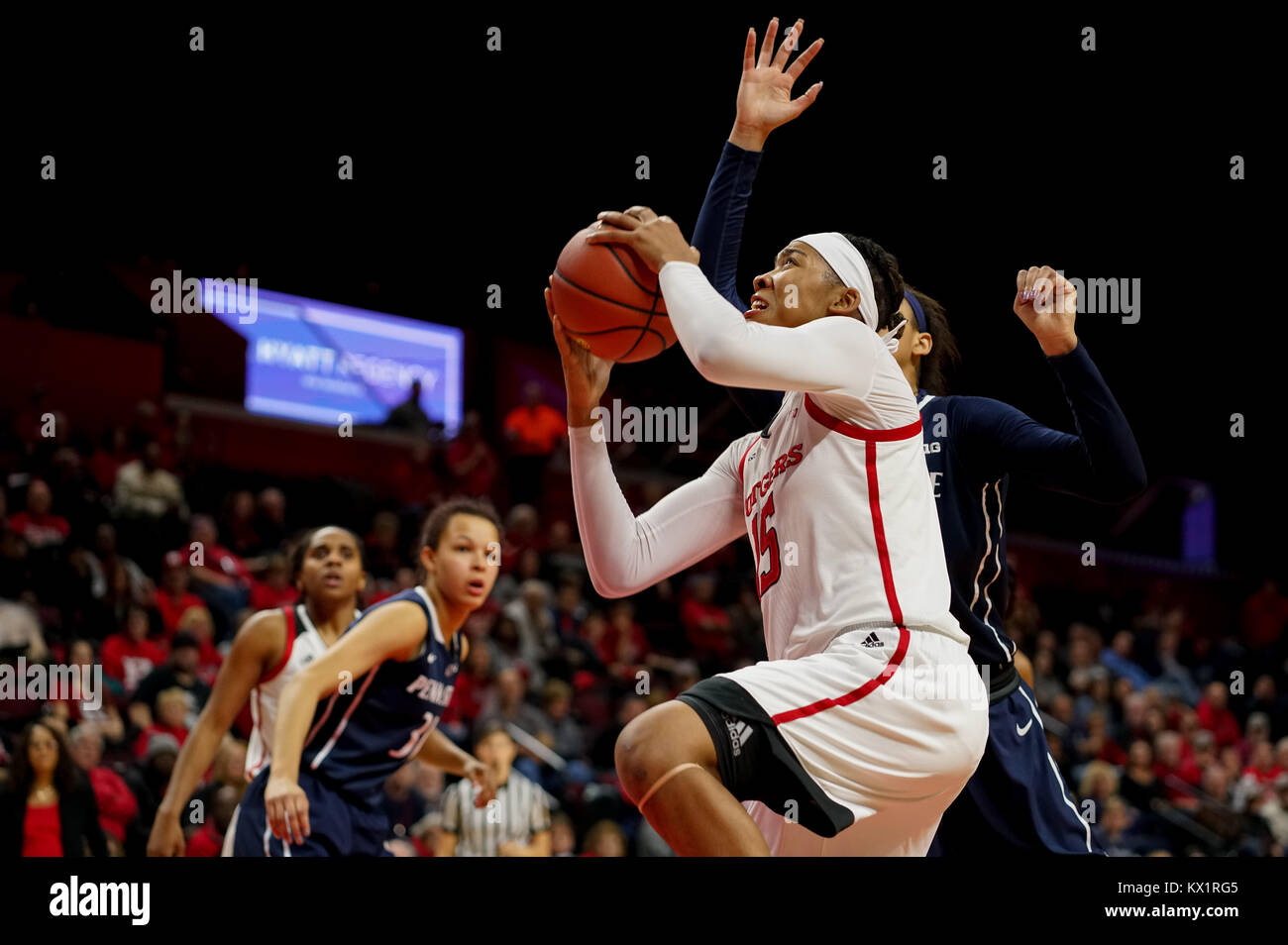 Caitlin jenkins Banque de photographies et d’images à haute résolution ...