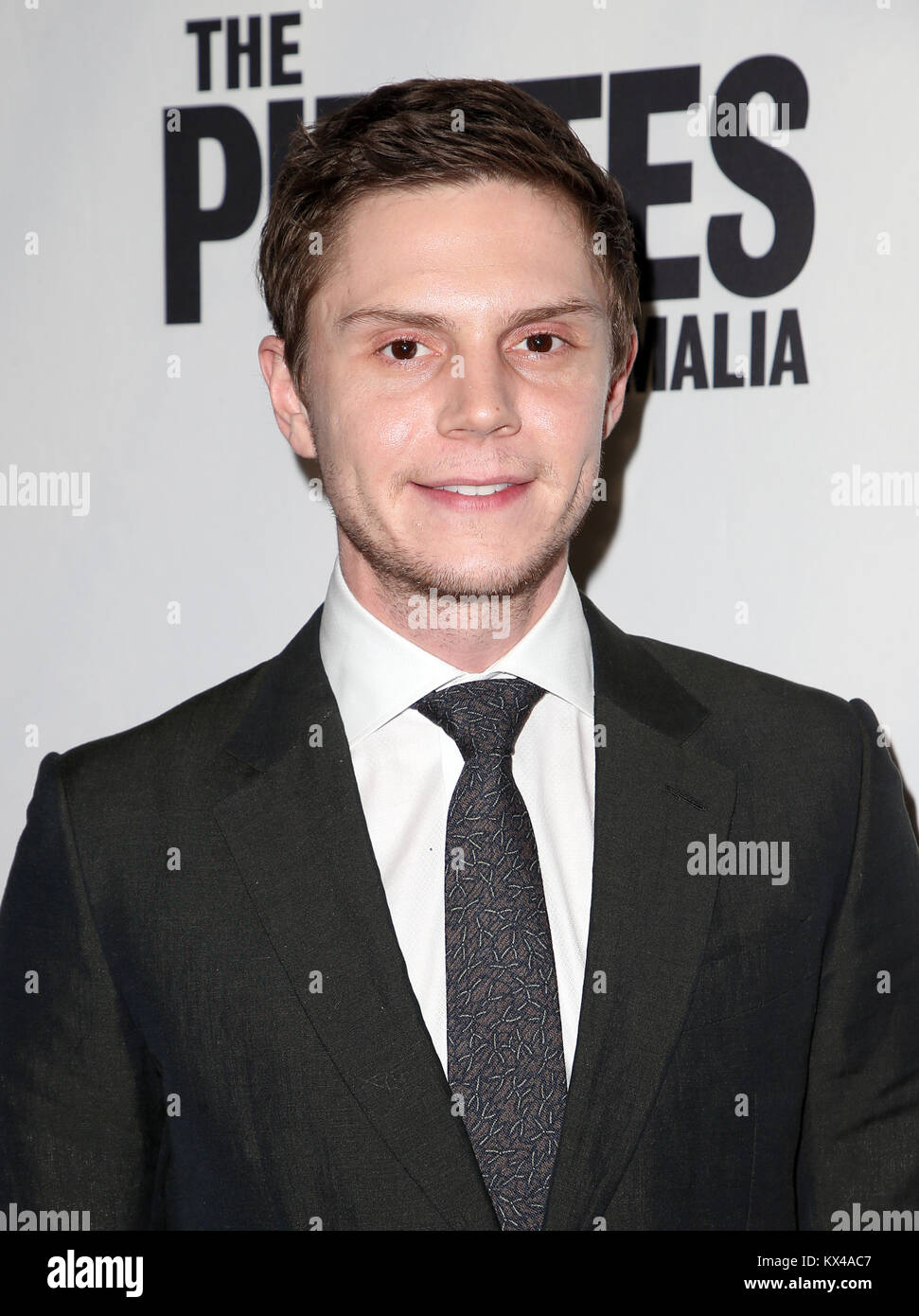 Premiere de Front Row Filmed Entertainment's 'Les Pirates de Somalie ...