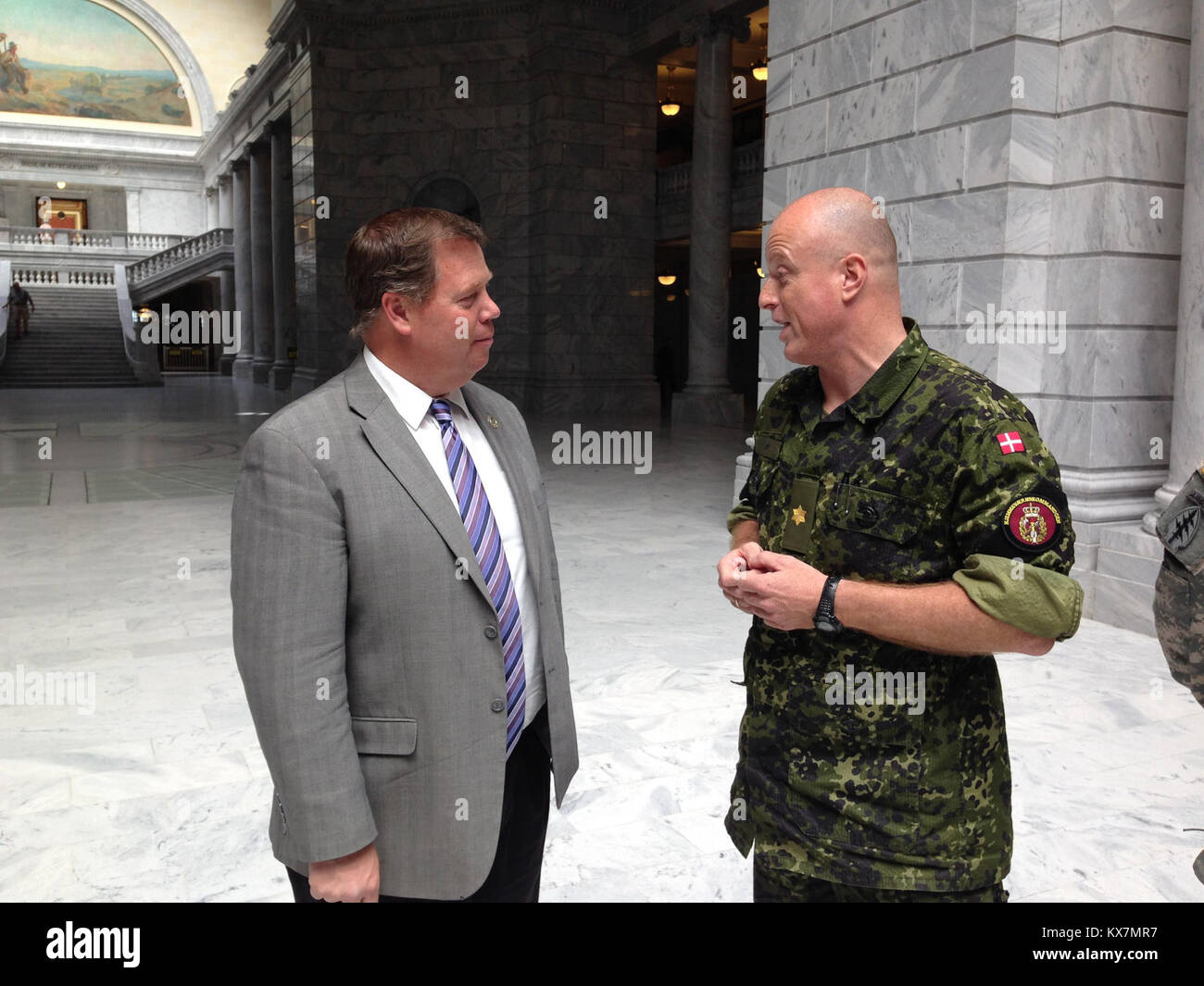 Soldat aviateur et marin Banque de photographies et d’images à haute ...