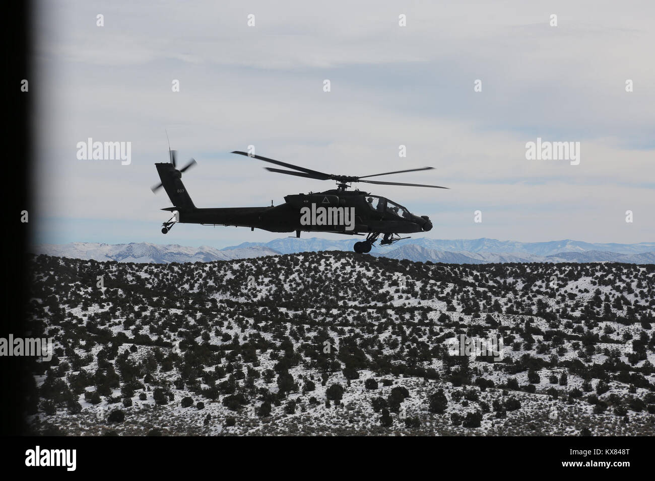 US Army National Guard hélicoptère Apache AH-64 vétéran pilote aux ...