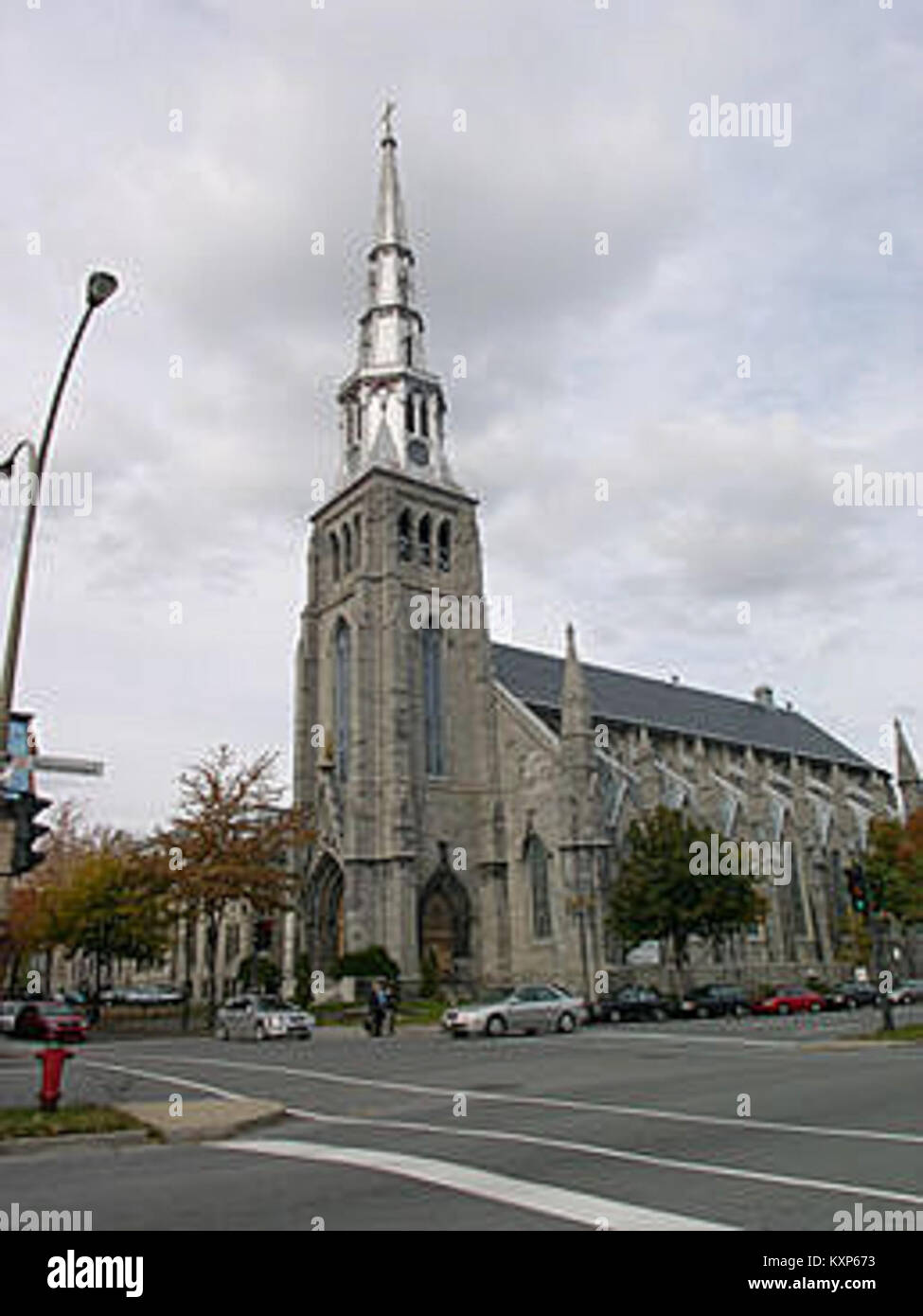 Saint Pierre Apôtre Church Banque d'image et photos - Alamy