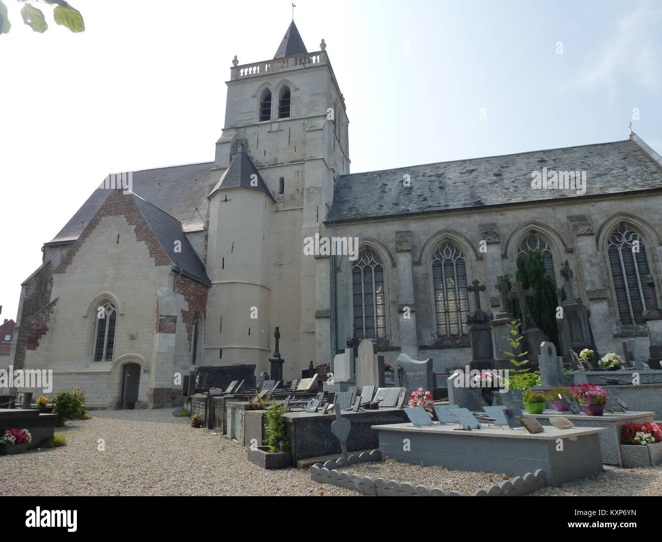 Bomy (Pas-de-Calais, Fr) église Saint-Vaast extérieur Photo Stock - Alamy