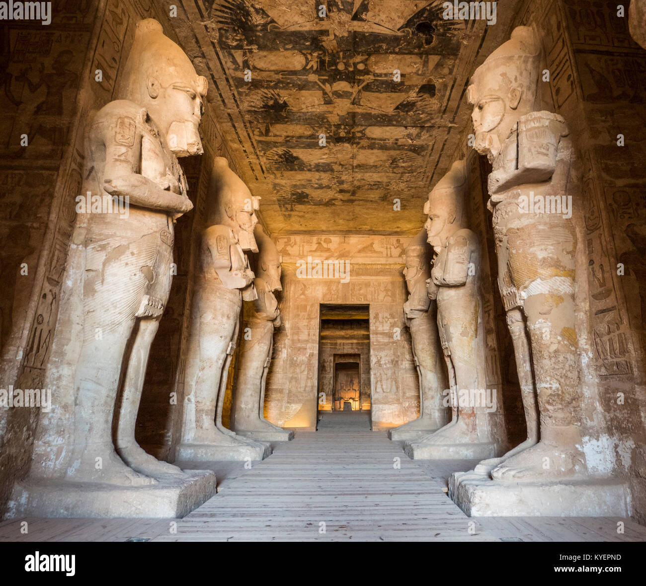 Abu Simbel Temple Great Hall Banque d'image et photos - Alamy