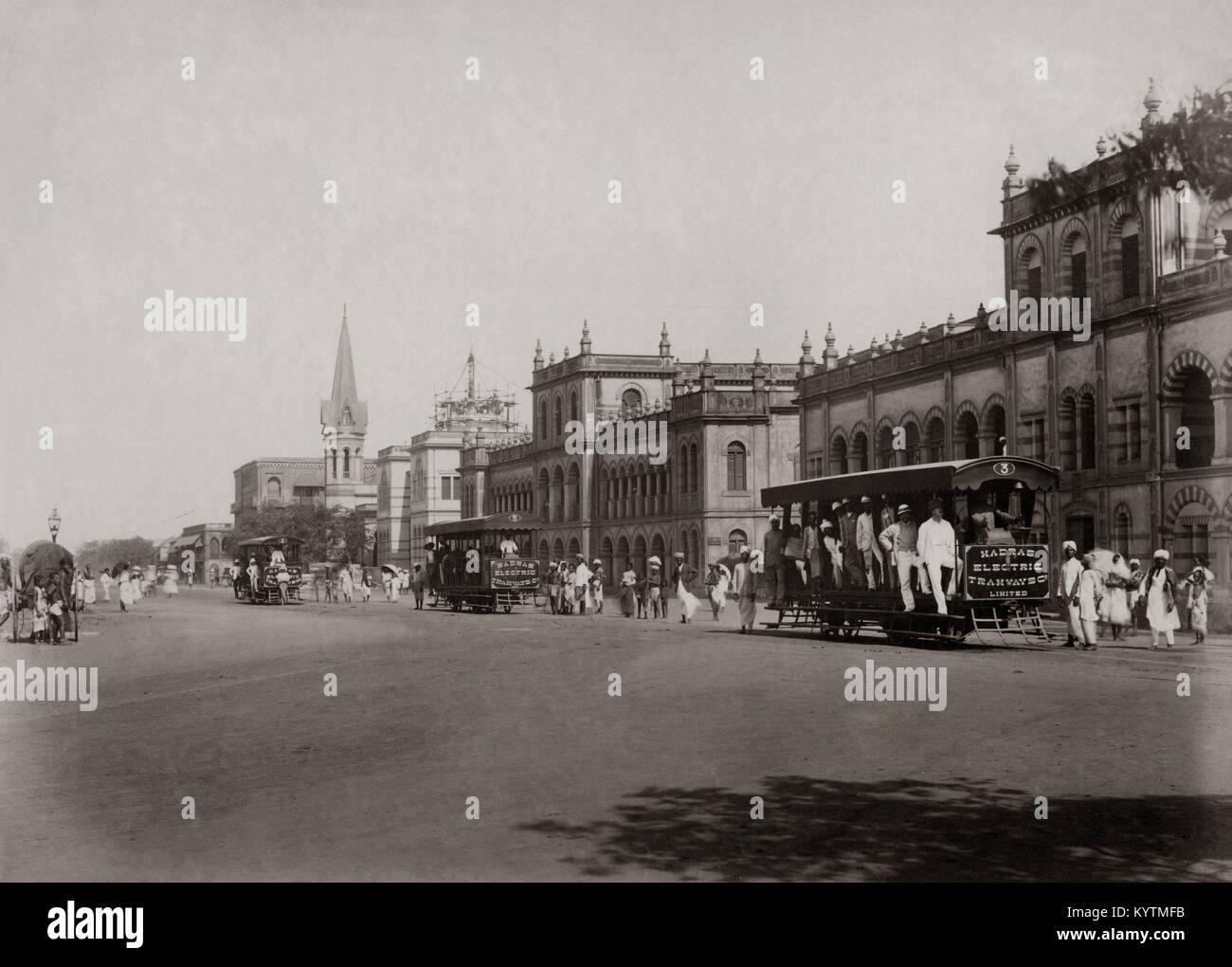 Scène de rue et des tramways, Madras Inde c.1880 Photo Stock - Alamy
