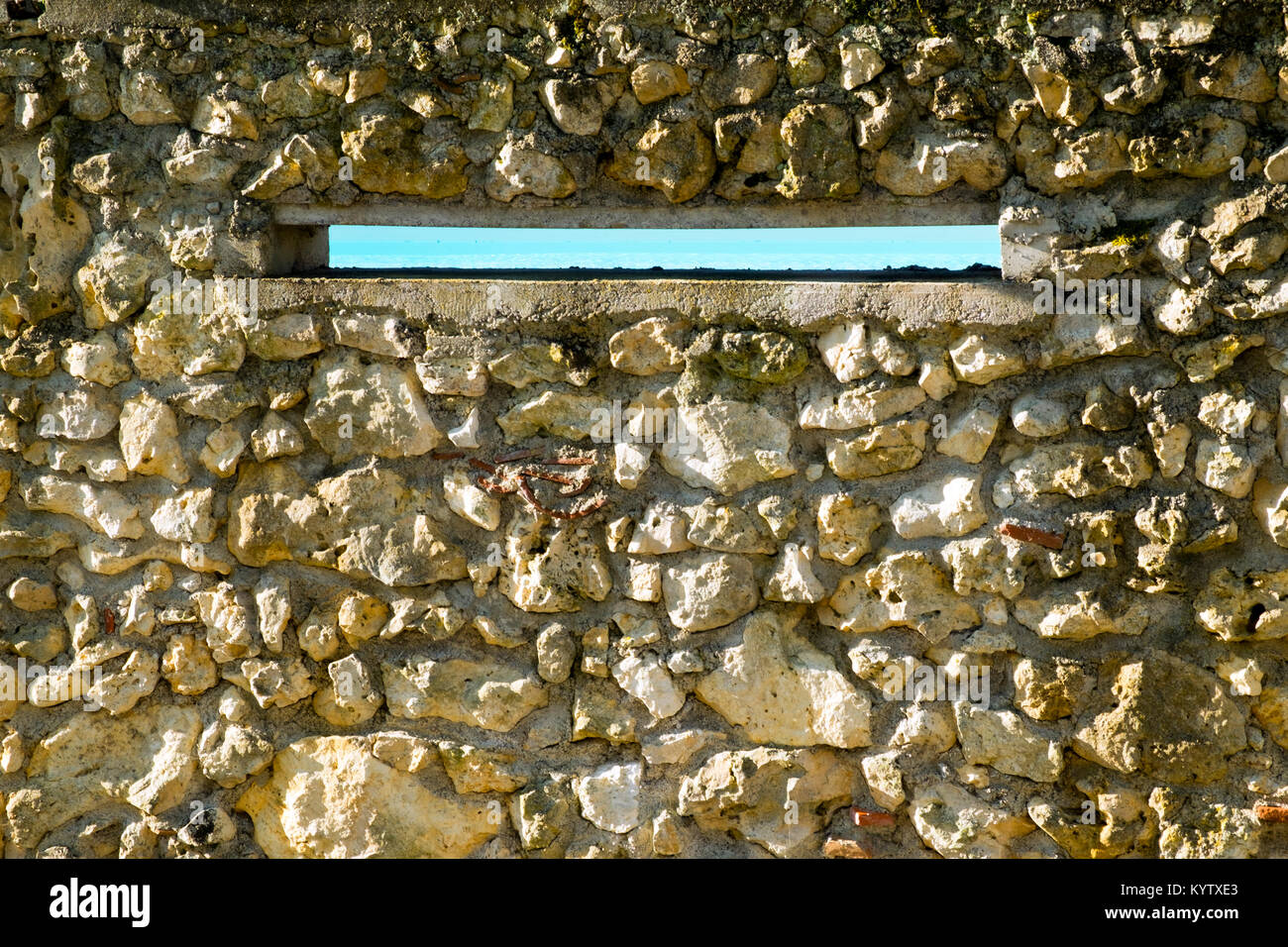 Texture background plein cadre d'une construction d'un mur en moellons ...