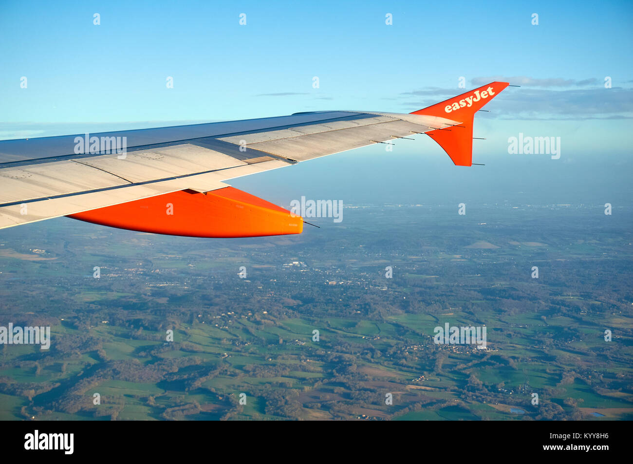 Aile d’avion Banque de photographies et d’images à haute résolution - Alamy