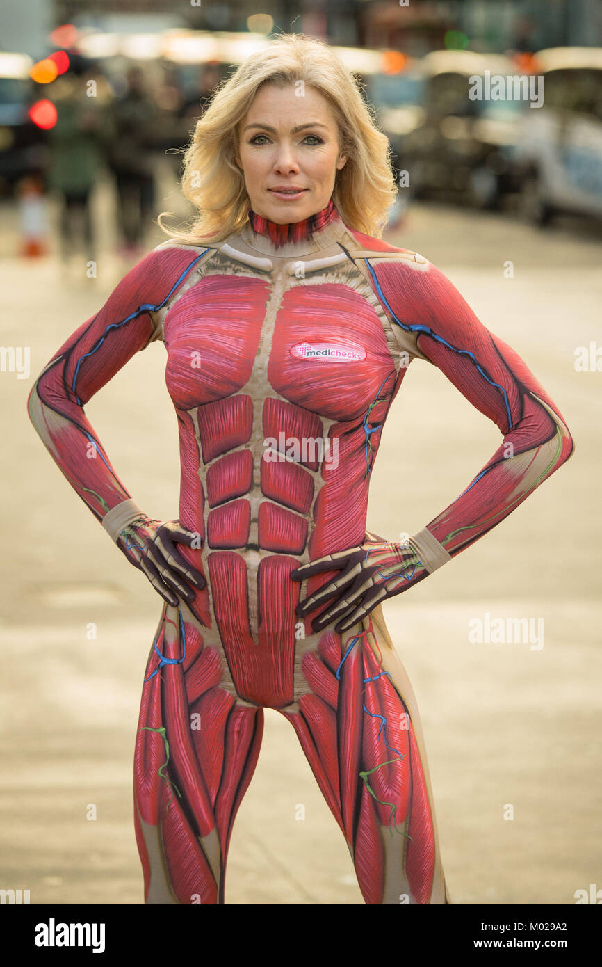 Nell McAndrew portant des costumes' 'intérieur du corps montrant l'intérieur du corps humain, à ...