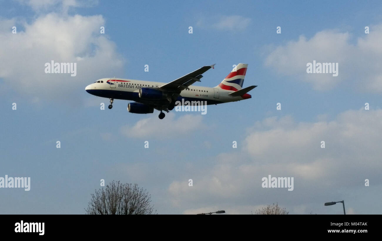 Avion de ligne court courrier Banque de photographies et d’images à ...