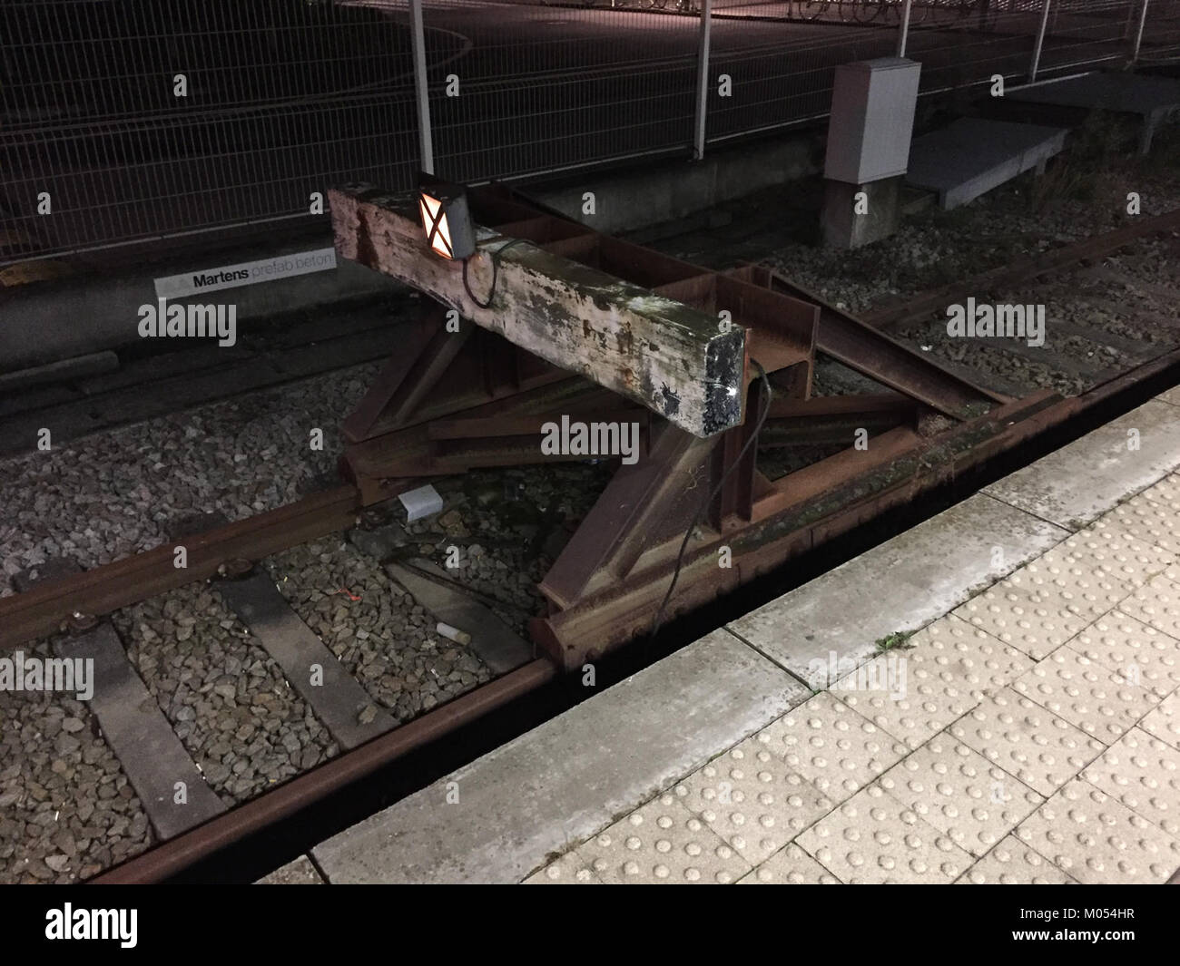 Signalisation pour tous les trains Banque de photographies et d’images ...