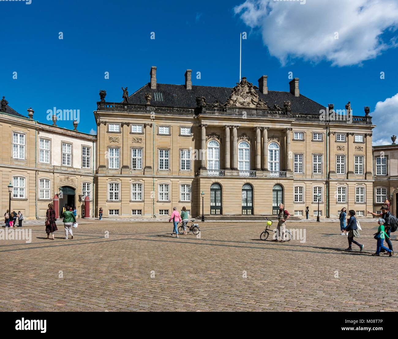 Christian VIII palace avec entrée au musée Amalienborg Slotsplads à ...