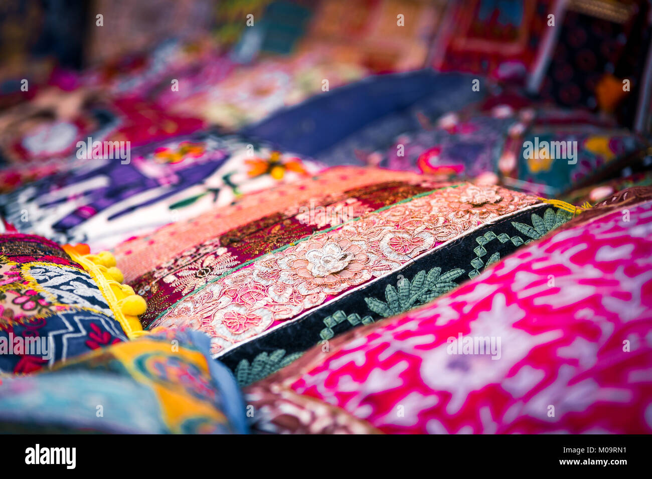 Indian bazaar Banque de photographies et d’images à haute résolution ...