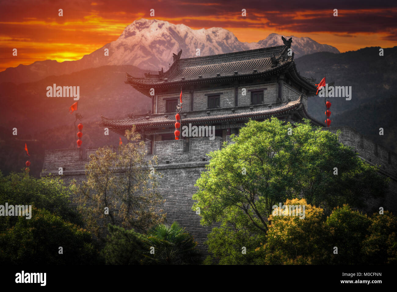 Mur de la ville de Xian. Le plus grand monument de l'architecture ...