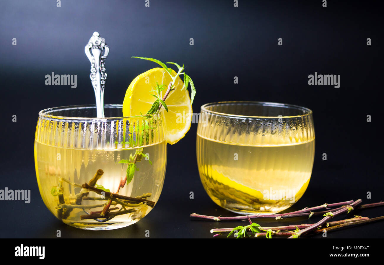 Narcotic tea Banque de photographies et d’images à haute résolution - Alamy