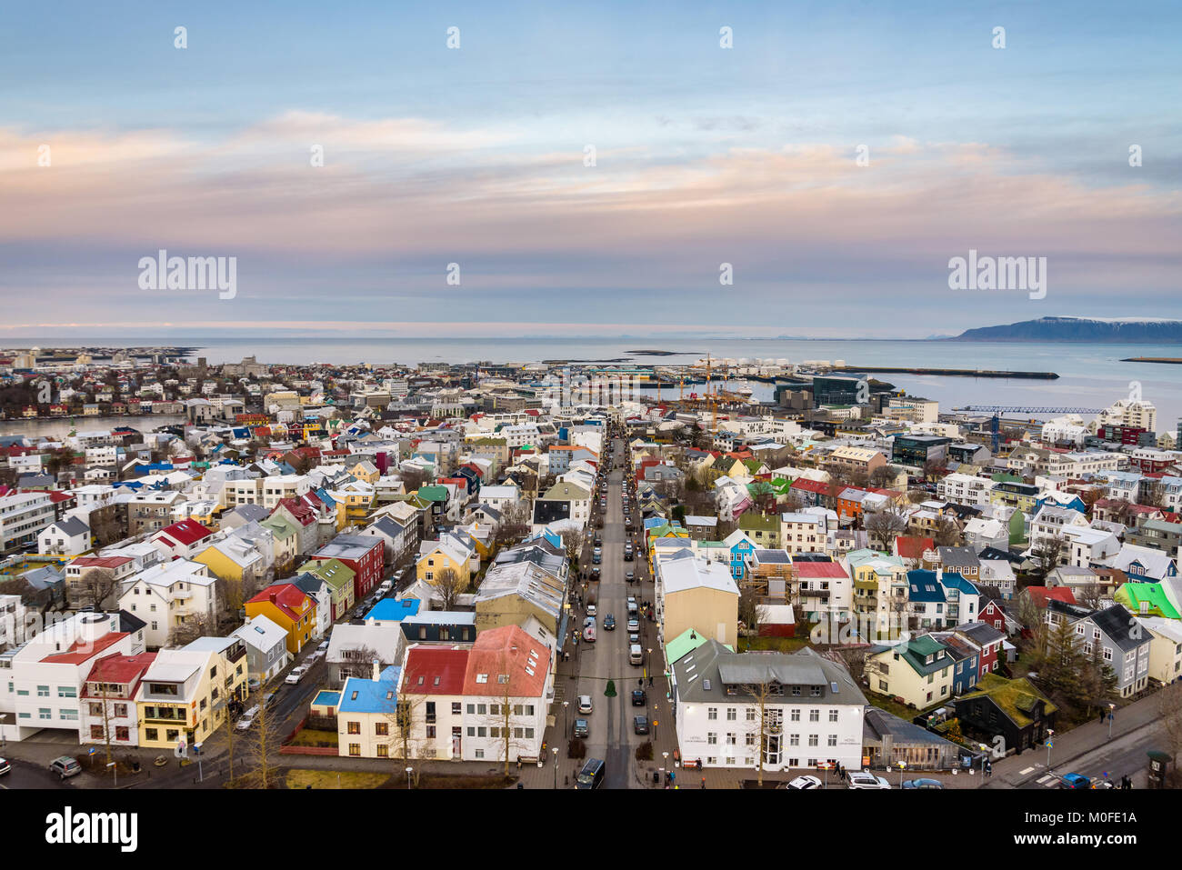 Scenic vue aérienne du centre-ville de Reykjavik, capitale de l'Islande ...