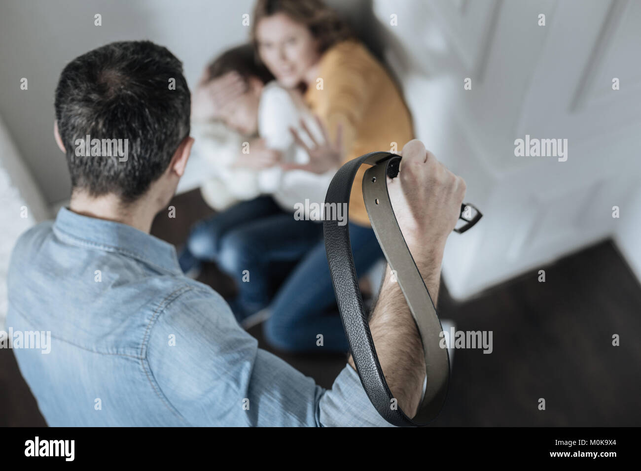 Fessée Mère Banque De Photographies Et Dimages à Haute Résolution Alamy