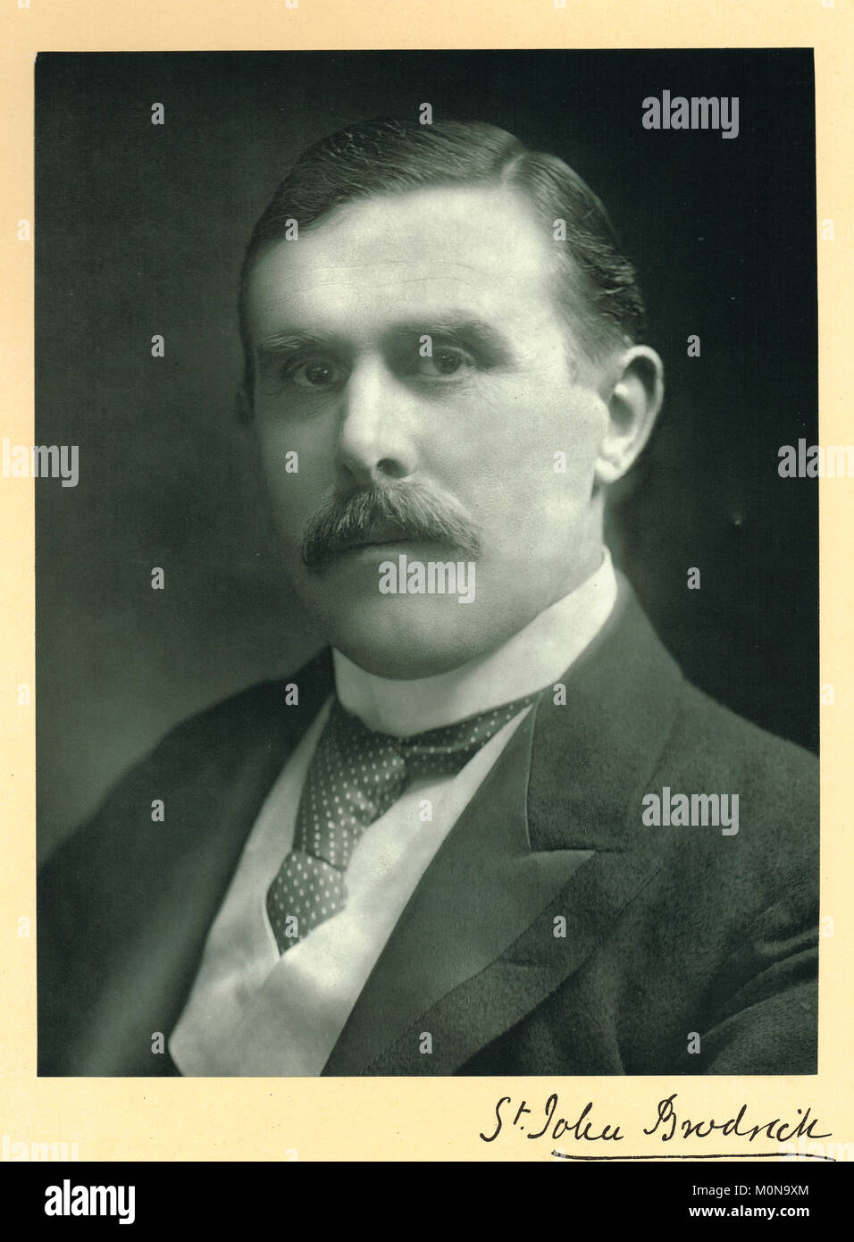 John brodrick Banque de photographies et d’images à haute résolution ...