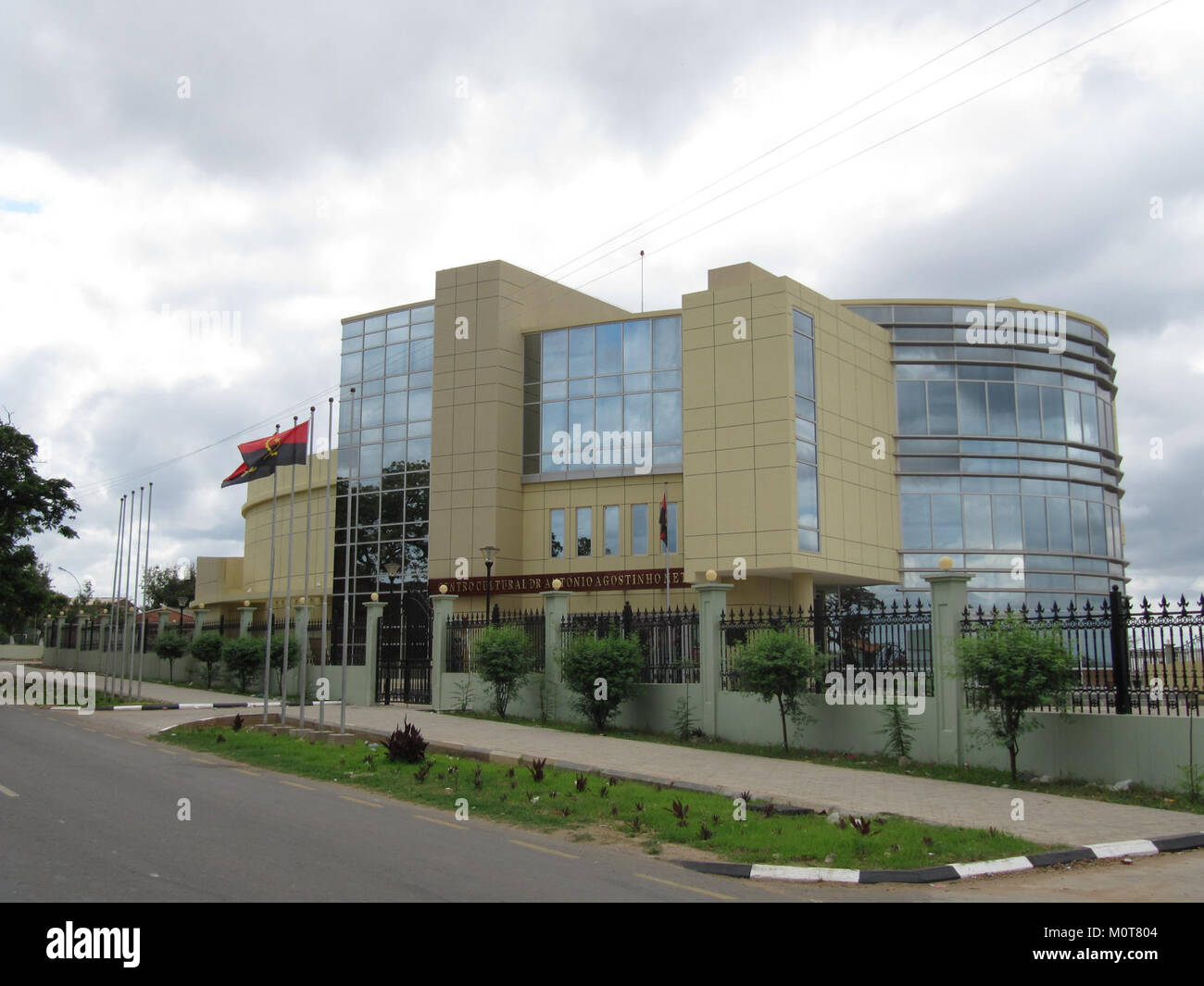 Centro Cultural Agostinho Neto en Angola, Catete Photo Stock - Alamy