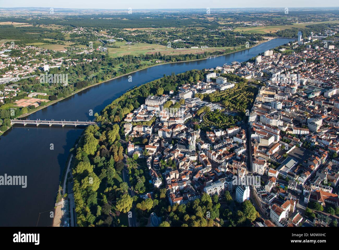 France,Allier,,Vichy Allier (vue aérienne Banque D'Images, Photo Stock ...