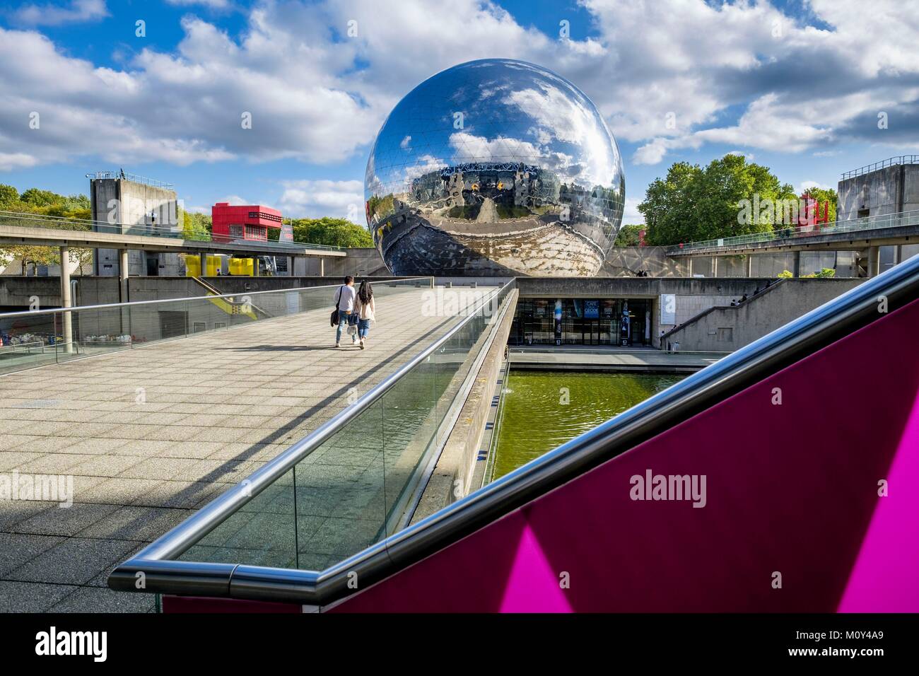 Geodesic building Banque de photographies et d’images à haute ...