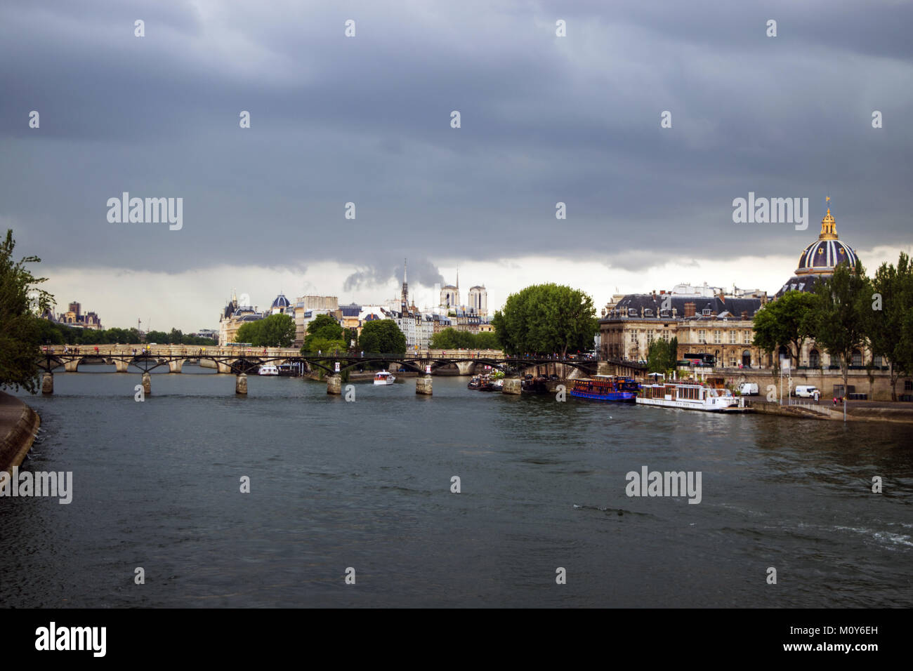 Paysage de seine Banque de photographies et d’images à haute résolution ...