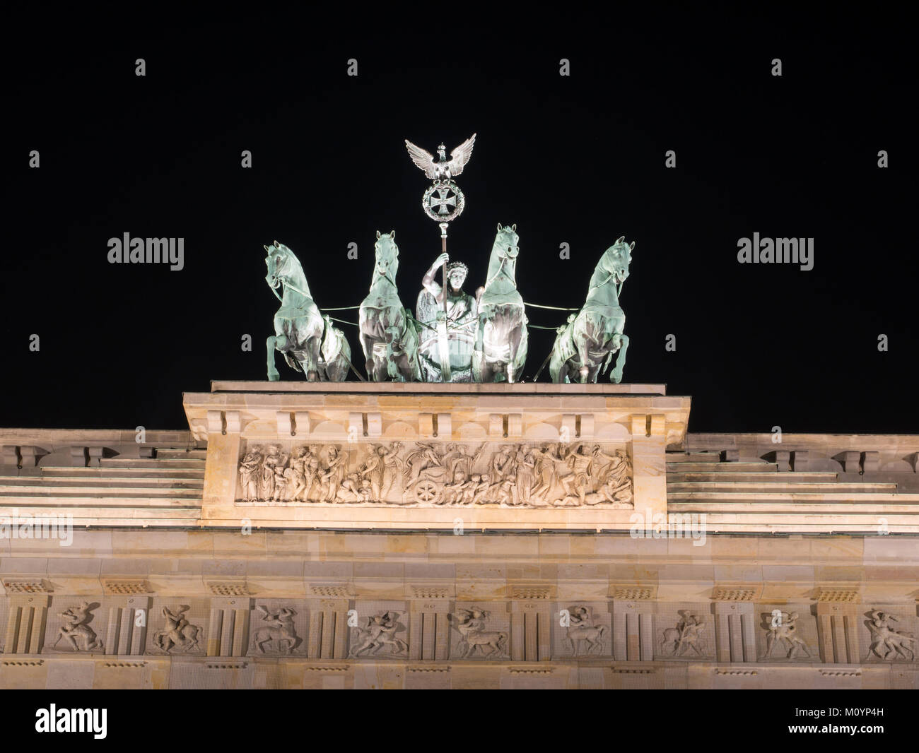 La Brandenburger Tor, l'un des plus célèbres monuments et symboles ...