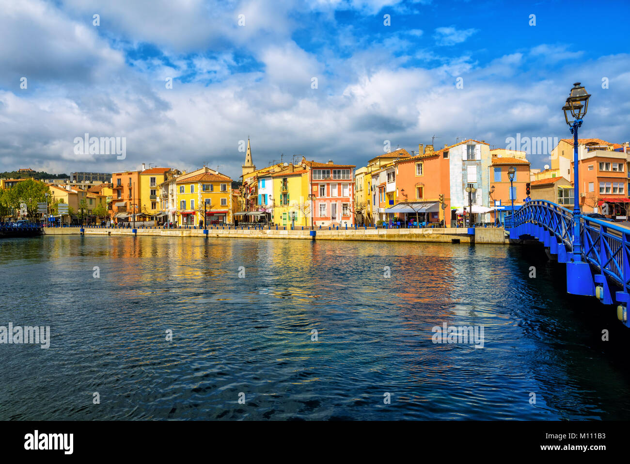 Ville de martigues Banque de photographies et d’images à haute résolution - Alamy
