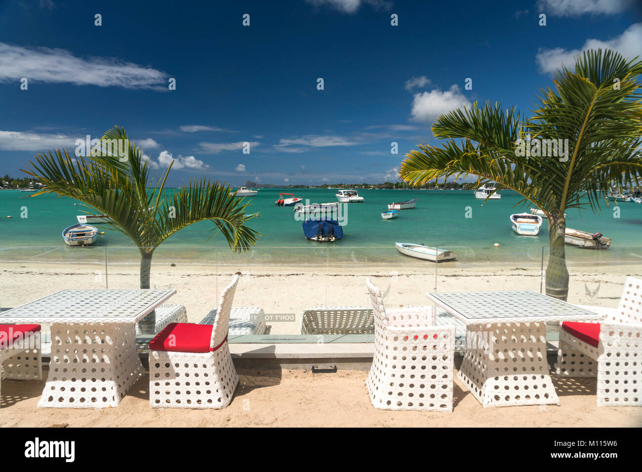 Restaurant am Grand Baie, plage Grand Baie, Maurice, Afrika ...