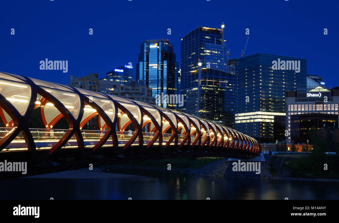 Pont de la paix calgary alberta canada Banque de photographies et d ...