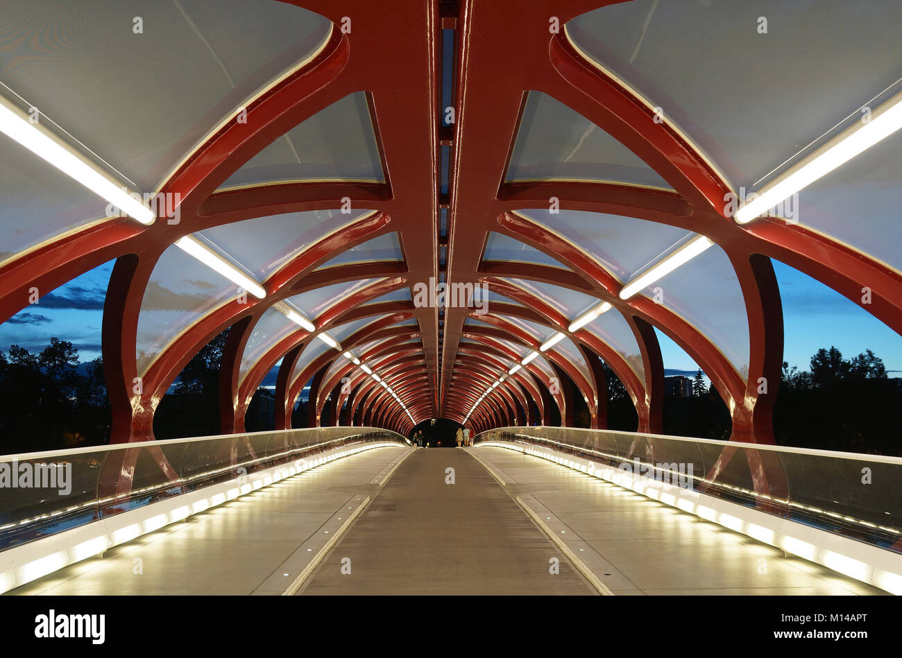Peace bridge calgary santiago calatrava Banque de photographies et d ...