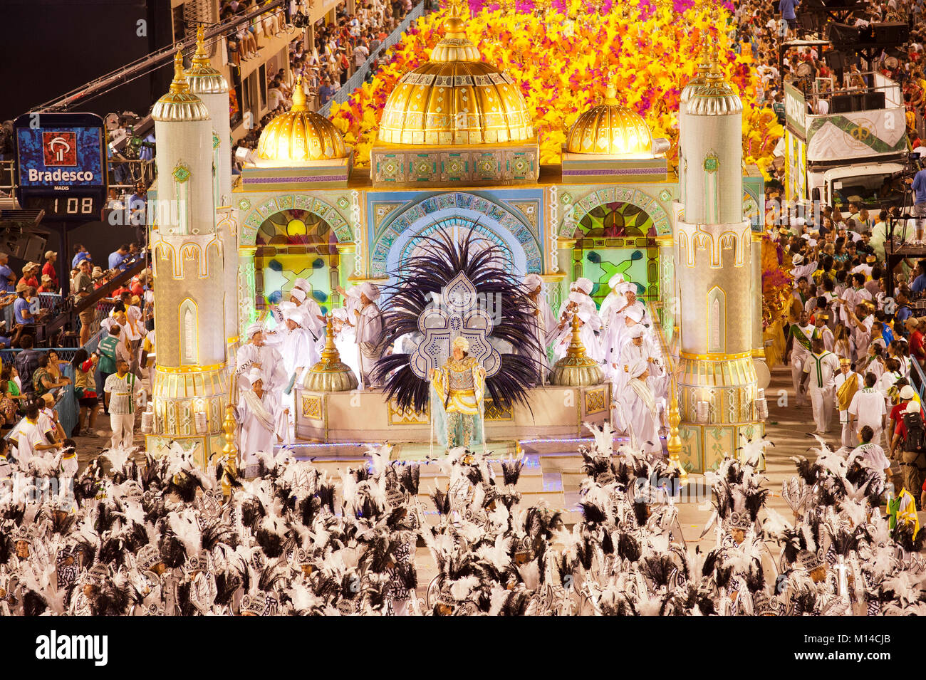Présentation de l'école de samba au Sambódromo sur Carnaval de Rio de ...