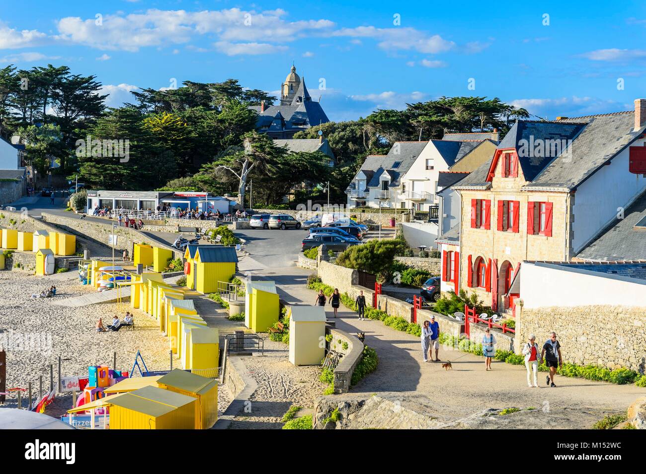 France, Loire Atlantique, presqu'île de Guérande, Batz sur Mer, cabines ...