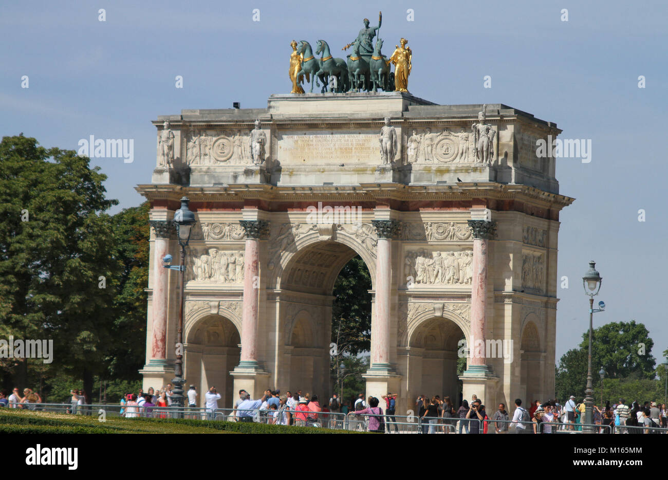 L'Arc de triomphe du Carrousel, Place du Carrousel, Paris, France Photo ...