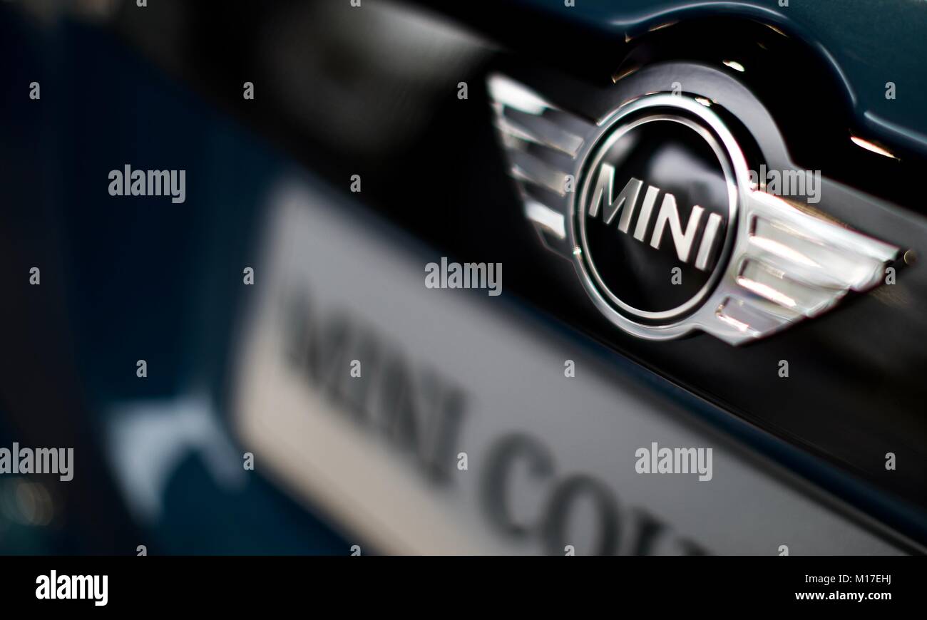 Mini cooper badge Banque de photographies et d’images à haute ...