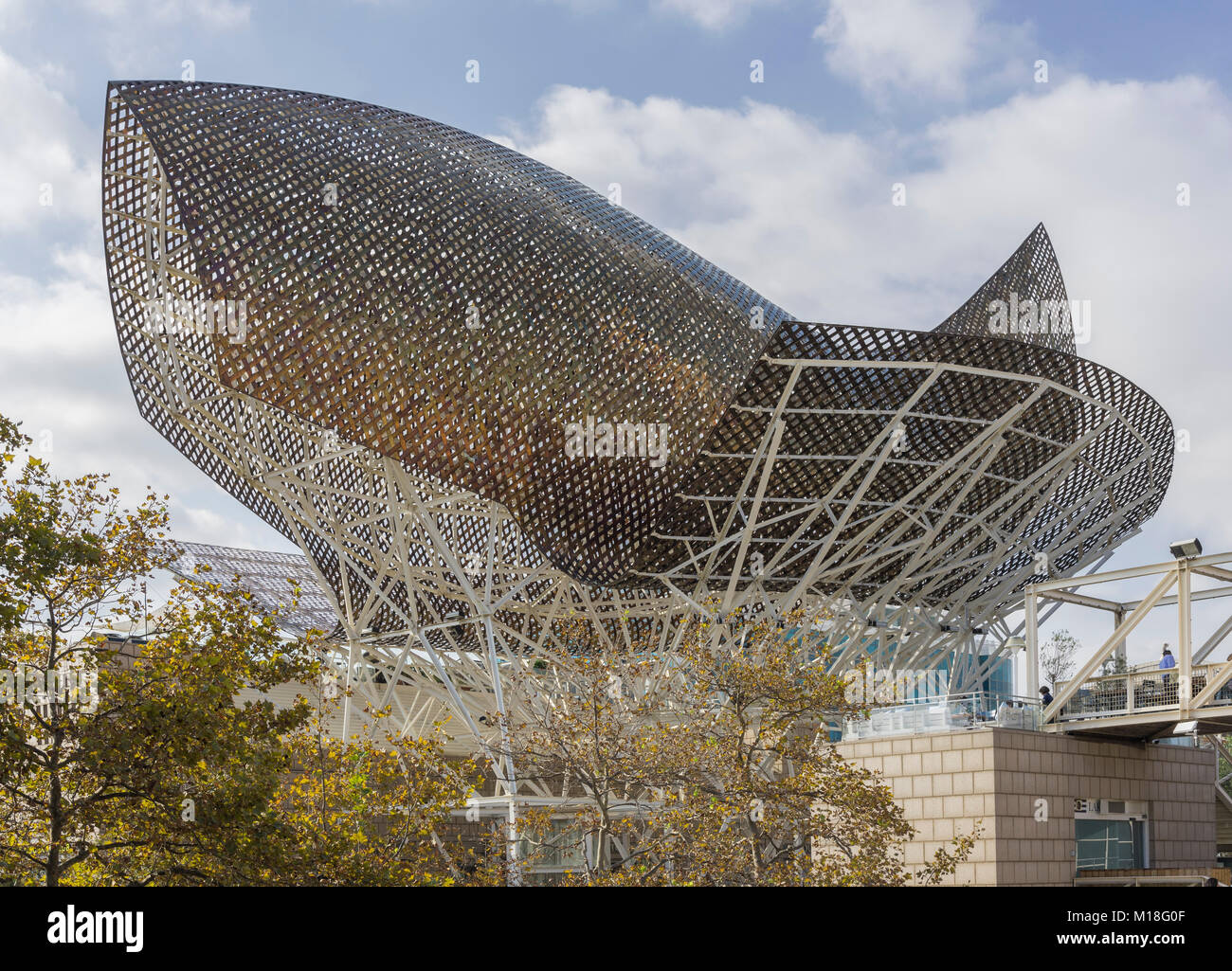 El peix de Sculpture,ou,poisson d'or par Frank Gehry,promenade ...