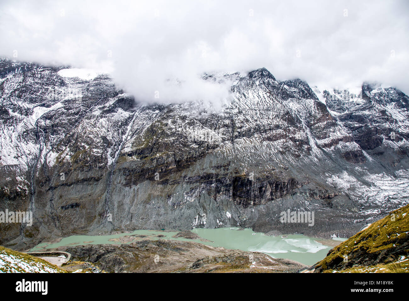 Belle vue panoramique de la route alpine du Grossglockner ...