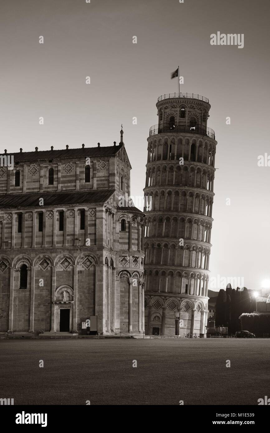 Tour penchée de Pise, l'Italie en tant que monument connu dans le monde ...