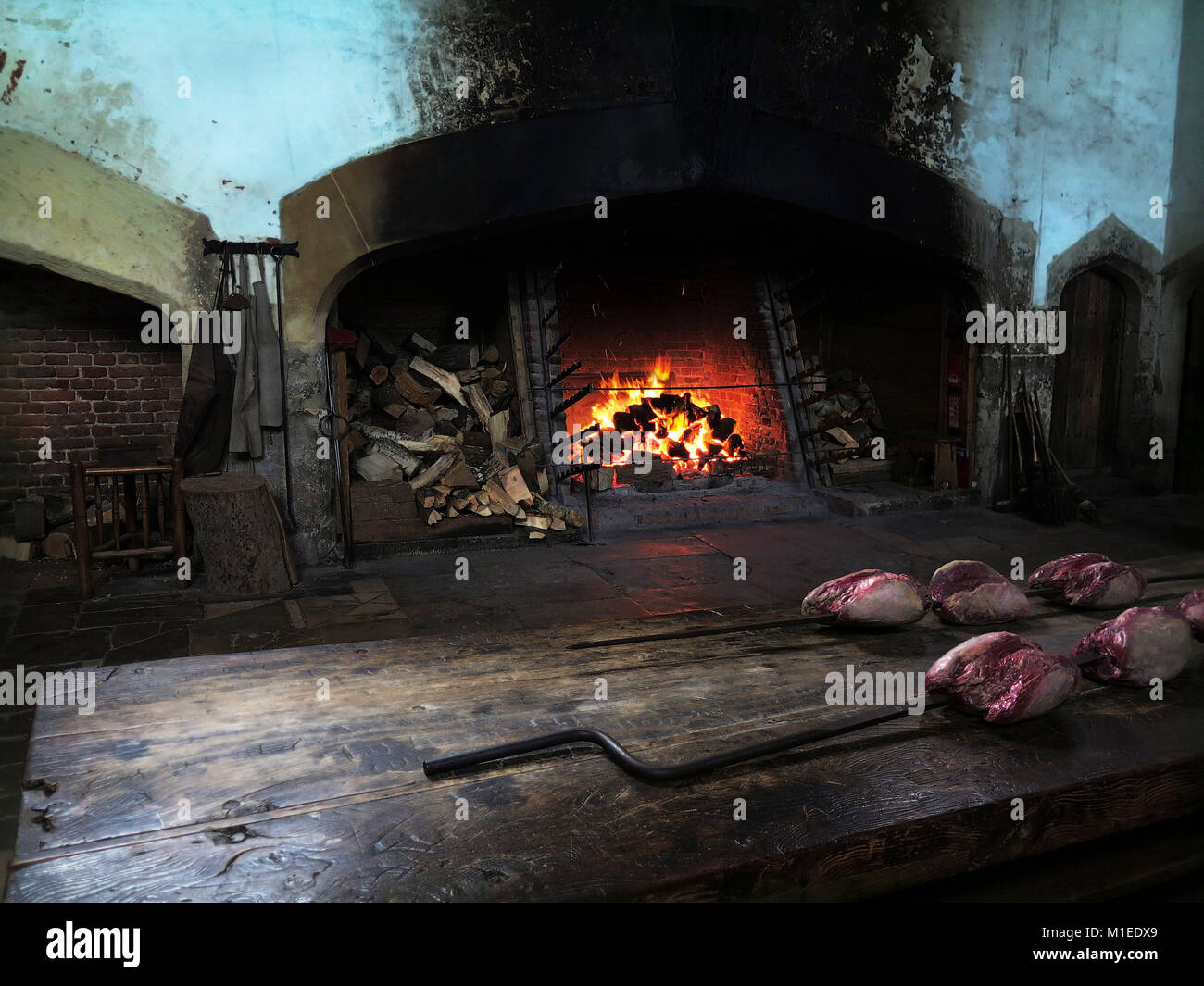 Medieval Kitchen Spit Banque d'image et photos - Alamy