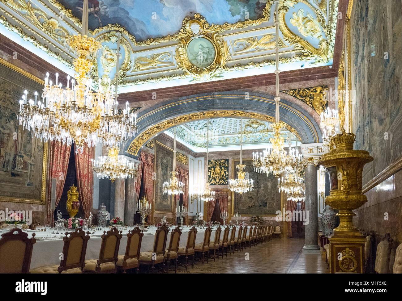 Royal Palace Madrid Interior Banque d'image et photos - Alamy