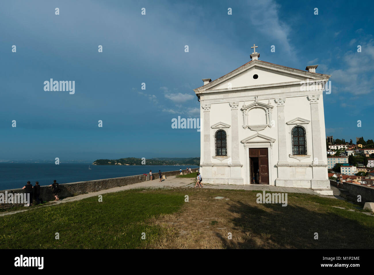 L'église de Saint George, Piran, Slovénie, Europe Photo Stock - Alamy
